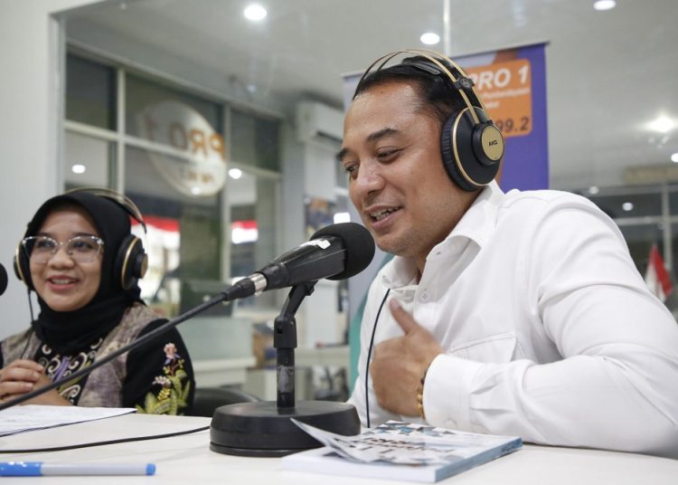 Di Hari Radio Nasional 2022, Eri Cahyadi-Rini Indriyani Jadi Presenter ...