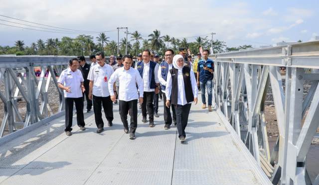 Jembatan yang Diterjang Lahar Dingin di Lumajang Itu Rampung Dibangun – Surabaya Today