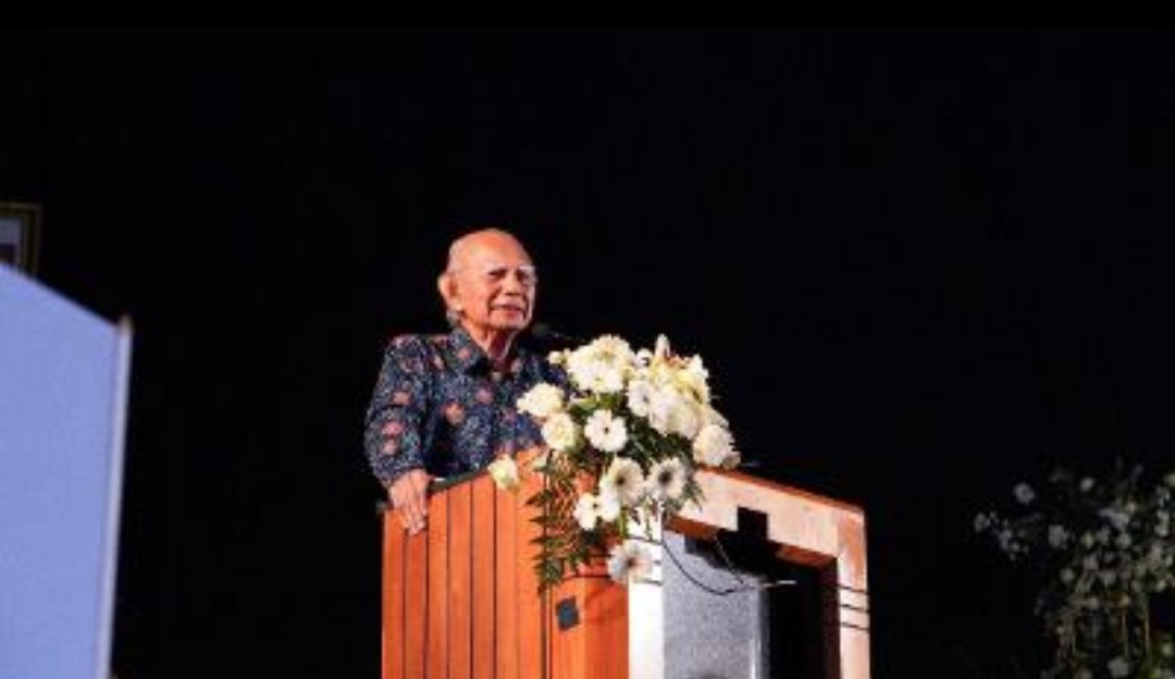 Prof Emil Salim Dorong Smart Environment – Surabaya Today