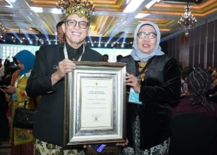 Bojonegoro Raih Anugerah Kabupaten/Kota Sehat Tahun 2023 Tingkat Nasional – Surabaya Today