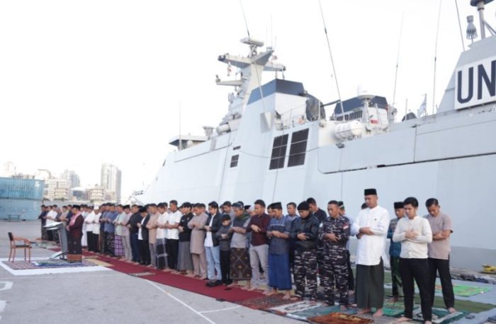 Jauh dari Tanah Air, Prajurit KRI SIM-367 Rayakan Idul Fitri di Lebanon ...